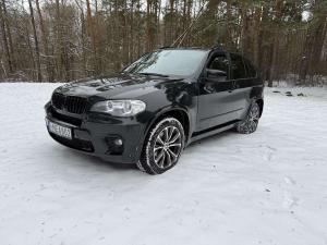 Black BMW X5 2010 in Radviliskis, with an engine capacity of 2.99 L and mileage of 303 thousand km for 8000 €, photo  on AUTOMOTO.COM.LV