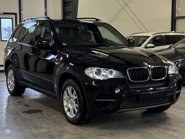 Melns BMW X5 2010 Marijampole, ar dzinēja tilpumu 2.99 L un nobraukumu 295 tūkst. km par 10350 €, foto 1 vietnē AUTOMOTO.COM.LV