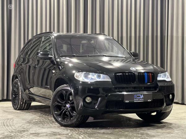Black BMW X5 2010 in Marijampole, with an engine capacity of 2.99 L and mileage of 278 thousand km for 11250 €, photo 6 on AUTOMOTO.COM.LV
