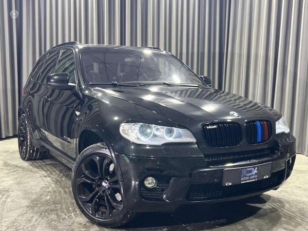 Black BMW X5 2010 in Marijampole, with an engine capacity of 2.99 L and mileage of 278 thousand km for 11250 €, photo 8 on AUTOMOTO.COM.LV