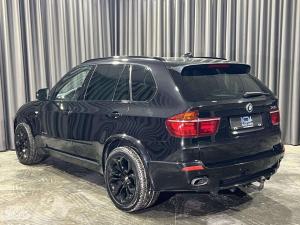 Melns BMW X5 2010 Marijampole, ar dzinēja tilpumu 3.00 L un nobraukumu 278 tūkst. km par 11250 €, foto 11 vietnē AUTOMOTO.COM.LV