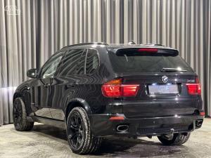 Melns BMW X5 2010 Marijampole, ar dzinēja tilpumu 3.00 L un nobraukumu 278 tūkst. km par 11250 €, foto 14 vietnē AUTOMOTO.COM.LV