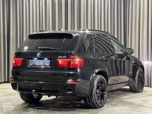Melns BMW X5 2010 Marijampole, ar dzinēja tilpumu 3.00 L un nobraukumu 278 tūkst. km par 11250 €, foto 15 vietnē AUTOMOTO.COM.LV