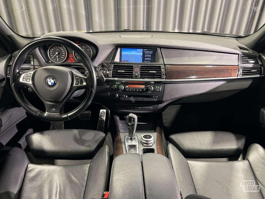 Melns BMW X5 2010 Marijampole, ar dzinēja tilpumu 3.00 L un nobraukumu 278 tūkst. km par 11250 €, foto 19 vietnē AUTOMOTO.COM.LV