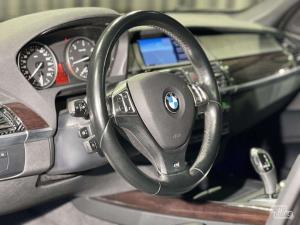 Melns BMW X5 2010 Marijampole, ar dzinēja tilpumu 3.00 L un nobraukumu 278 tūkst. km par 11250 €, foto 33 vietnē AUTOMOTO.COM.LV