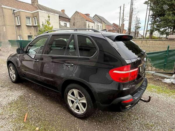 Melns BMW X5 2010 Utena, ar dzinēja tilpumu 3.00 L un nobraukumu 247 tūkst. km par 6200 €, foto 5 vietnē AUTOMOTO.COM.LV