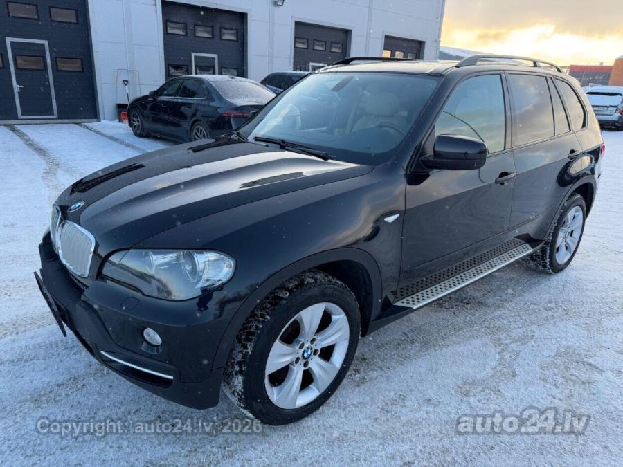 Melns BMW X5 2010 Tartu, ar dzinēja tilpumu 3.00 L un nobraukumu 200 tūkst. km par 9999 €, foto 11 vietnē AUTOMOTO.COM.LV