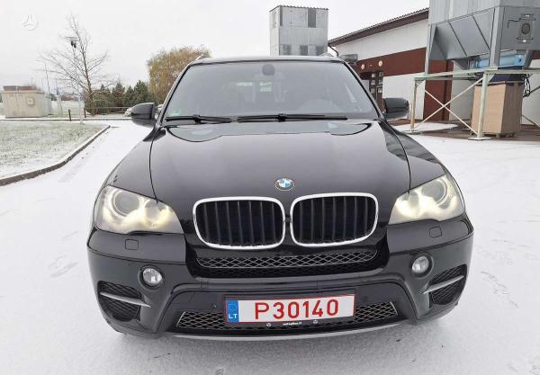 Melns BMW X5 2010 Ukmergė, ar dzinēja tilpumu 2.99 L un nobraukumu 334 tūkst. km par 8800 €, foto 7 vietnē AUTOMOTO.COM.LV