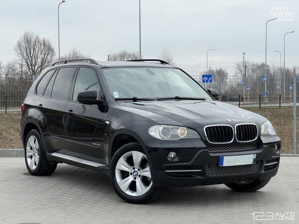 Black BMW X5 2010 in Taurage, with an engine capacity of 3.00 L and mileage of 340 thousand km for 9200 €, photo 5 on AUTOMOTO.COM.LV