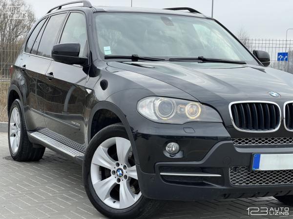 Black BMW X5 2010 in Taurage, with an engine capacity of 3.00 L and mileage of 340 thousand km for 9200 €, photo 6 on AUTOMOTO.COM.LV