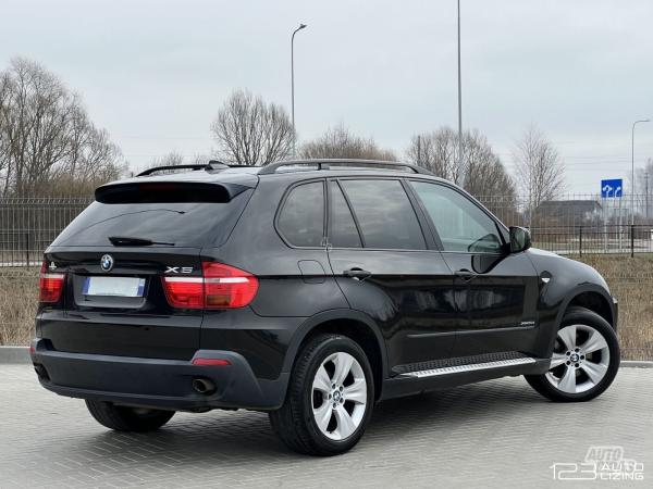Black BMW X5 2010 in Taurage, with an engine capacity of 3.00 L and mileage of 340 thousand km for 9200 €, photo 9 on AUTOMOTO.COM.LV