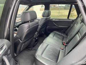 Melns BMW X5 2010 Tauragė, ar dzinēja tilpumu 3.00 L un nobraukumu 340 tūkst. km par 9200 €, foto 13 vietnē AUTOMOTO.COM.LV