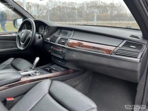 Melns BMW X5 2010 Tauragė, ar dzinēja tilpumu 3.00 L un nobraukumu 340 tūkst. km par 9200 €, foto 14 vietnē AUTOMOTO.COM.LV