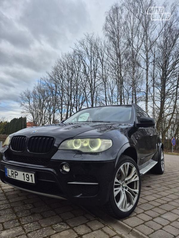 Melns BMW X5 2010 Pakruojis, ar dzinēja tilpumu 3.00 L un nobraukumu 355 tūkst. km par 10700 €, foto 4 vietnē AUTOMOTO.COM.LV