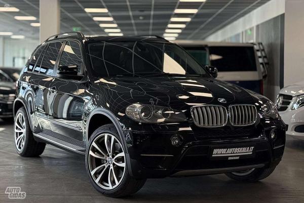 Black BMW X5 2010 in Klaipeda, with an engine capacity of 3.00 L and mileage of 279 thousand km for 10900 €, photo 9 on AUTOMOTO.COM.LV