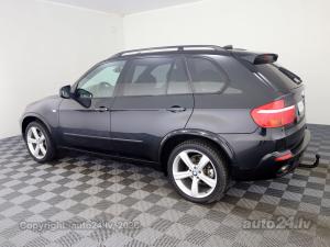 Melns BMW X5 2010 Tallina, ar dzinēja tilpumu 3.00 L un nobraukumu 249 tūkst. km par 7499 €, foto 5 vietnē AUTOMOTO.COM.LV