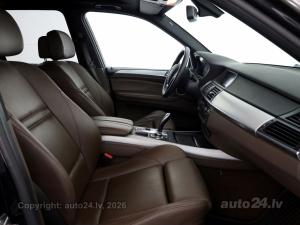 Melns BMW X5 2010 Tallina, ar dzinēja tilpumu 3.00 L un nobraukumu 249 tūkst. km par 7499 €, foto 7 vietnē AUTOMOTO.COM.LV