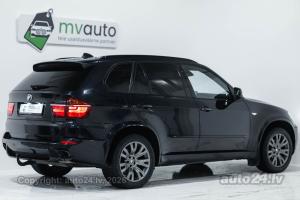 Black BMW X5 2010 in Tallinn, with an engine capacity of 3.00 L and mileage of 321 thousand km for 9990 €, photo 3 on AUTOMOTO.COM.LV