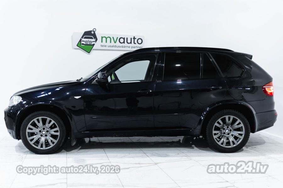 Black BMW X5 2010 in Tallinn, with an engine capacity of 3.00 L and mileage of 321 thousand km for 9990 €, photo 11 on AUTOMOTO.COM.LV