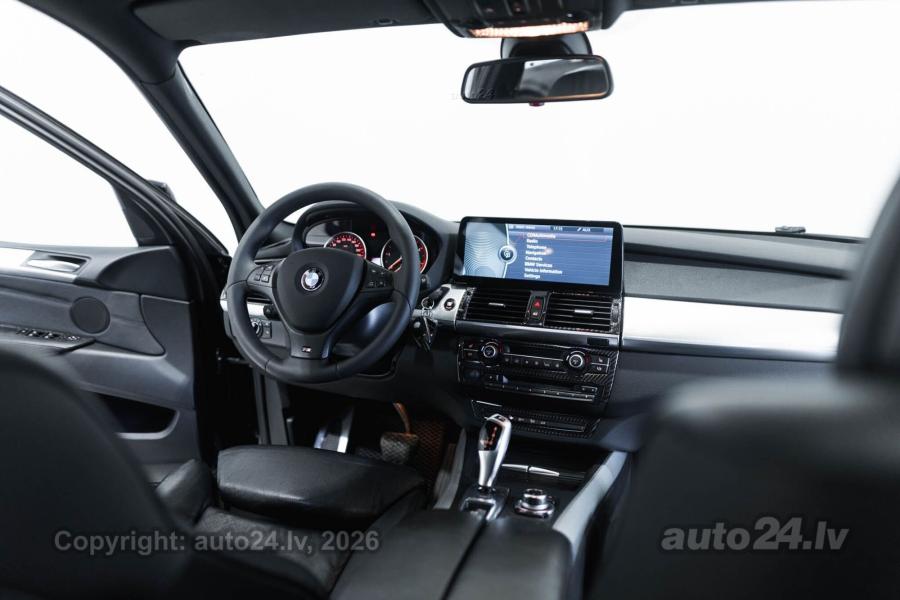 Black BMW X5 2010 in Tallinn, with an engine capacity of 3.00 L and mileage of 321 thousand km for 9990 €, photo 15 on AUTOMOTO.COM.LV