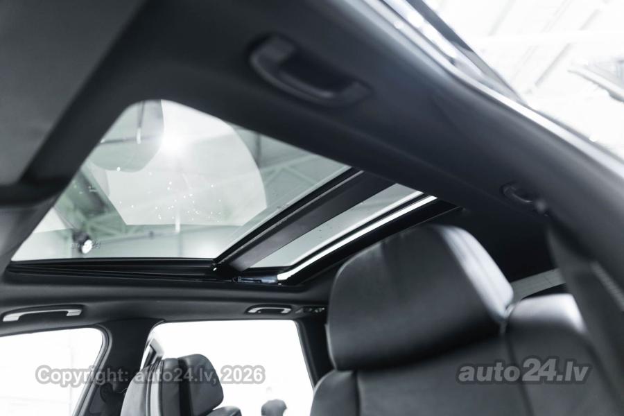 Black BMW X5 2010 in Tallinn, with an engine capacity of 3.00 L and mileage of 321 thousand km for 9990 €, photo 20 on AUTOMOTO.COM.LV
