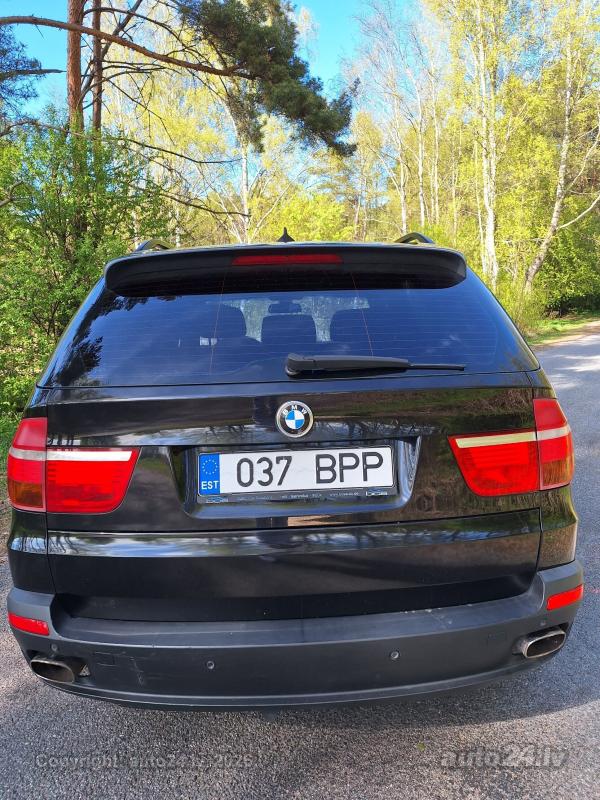 Black BMW X5 2010 in Parnu, with an engine capacity of 3.00 L and mileage of 346 thousand km for 10400 €, photo 4 on AUTOMOTO.COM.LV
