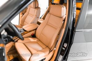 Black BMW X5 2010 in Tallinn, with an engine capacity of 3.00 L and mileage of 388 thousand km for 7990 €, photo 14 on AUTOMOTO.COM.LV