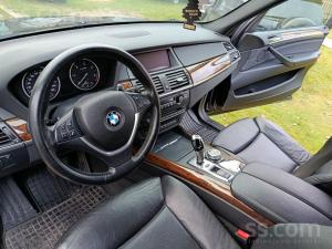 Melns BMW X5 2010 Rīga, ar dzinēja tilpumu 3.00 L un nobraukumu 257 tūkst. km par 10500 €, foto 4 vietnē AUTOMOTO.COM.LV