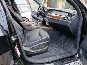 Melns BMW X5 2010 Rīga, ar dzinēja tilpumu 3.00 L un nobraukumu 257 tūkst. km par 10500 €, foto 7 vietnē AUTOMOTO.COM.LV