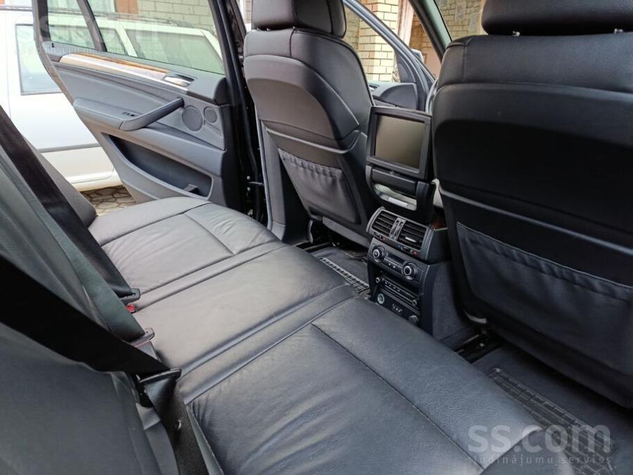 Melns BMW X5 2010 Rīga, ar dzinēja tilpumu 3.00 L un nobraukumu 257 tūkst. km par 10500 €, foto 8 vietnē AUTOMOTO.COM.LV