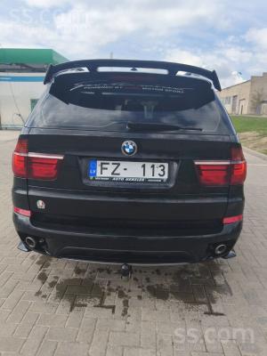 Melns BMW X5 2010 Ludza, ar dzinēja tilpumu 3.00 L un nobraukumu 237 tūkst. km par 9990 €, foto 5 vietnē AUTOMOTO.COM.LV