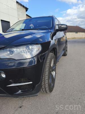Melns BMW X5 2010 Ludza, ar dzinēja tilpumu 3.00 L un nobraukumu 237 tūkst. km par 9500 €, foto 3 vietnē AUTOMOTO.COM.LV