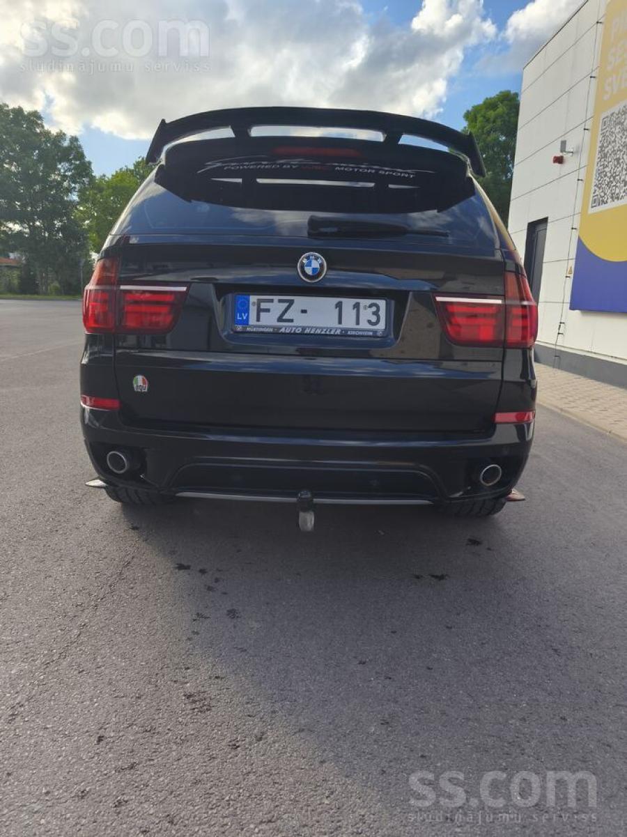 Melns BMW X5 2010 Ludza, ar dzinēja tilpumu 3.00 L un nobraukumu 237 tūkst. km par 9500 €, foto 13 vietnē AUTOMOTO.COM.LV
