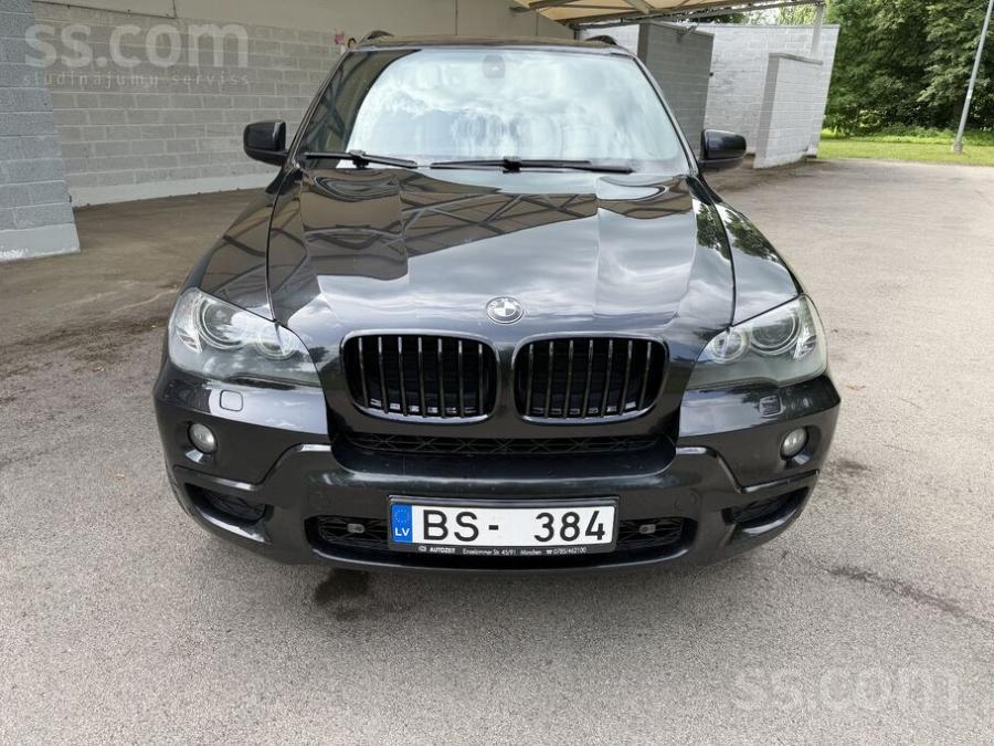 Melns BMW X5 2010 Rīga, ar dzinēja tilpumu 3.00 L un nobraukumu 260 tūkst. km par 10500 €, foto 3 vietnē AUTOMOTO.COM.LV
