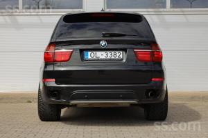 Black BMW X5 2010 in Riga, with an engine capacity of 3.00 L and mileage of 0 thousand km for 9495 €, photo 7 on AUTOMOTO.COM.LV