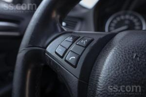 Black BMW X5 2010 in Riga, with an engine capacity of 3.00 L and mileage of 0 thousand km for 9495 €, photo 22 on AUTOMOTO.COM.LV