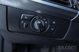 Black BMW X5 2010 in Riga, with an engine capacity of 3.00 L and mileage of 0 thousand km for 9495 €, photo 25 on AUTOMOTO.COM.LV
