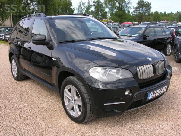 Melns BMW X5 2010 Rīga, ar dzinēja tilpumu 3.00 L un nobraukumu 280 tūkst. km par 9950 €, foto 2 vietnē AUTOMOTO.COM.LV