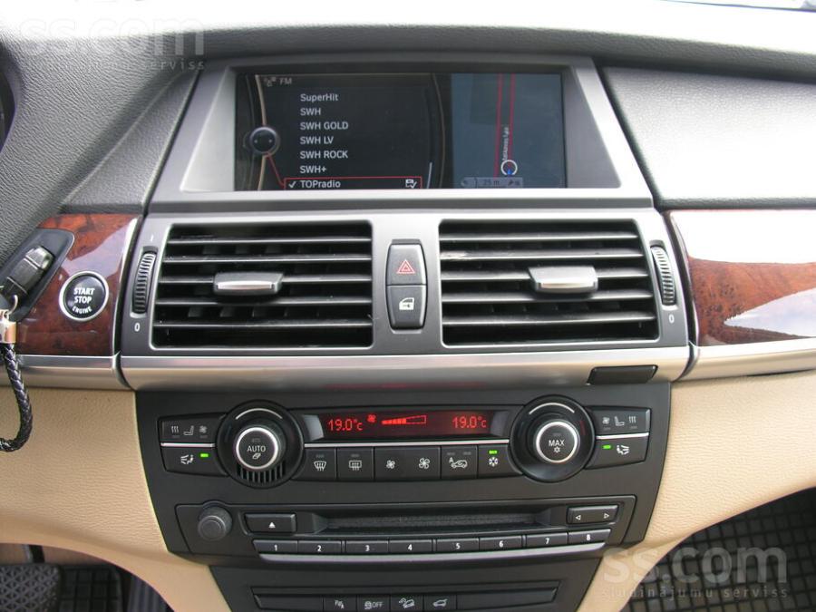 Melns BMW X5 2010 Rīga, ar dzinēja tilpumu 3.00 L un nobraukumu 280 tūkst. km par 9950 €, foto 14 vietnē AUTOMOTO.COM.LV