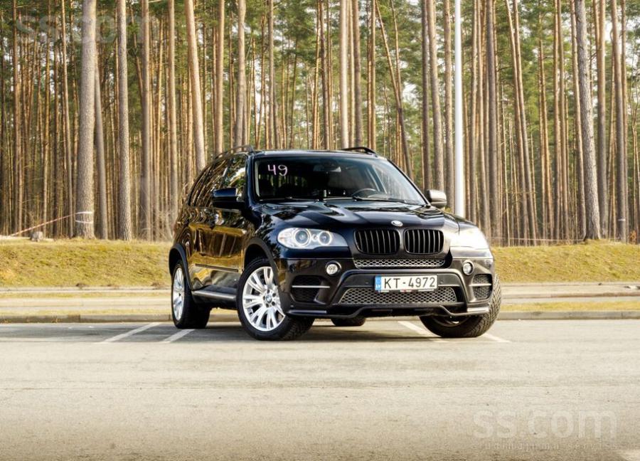 Melns BMW X5 2010 Rīga, ar dzinēja tilpumu 4.40 L un nobraukumu 129 tūkst. km par 11790 €, foto 3 vietnē AUTOMOTO.COM.LV
