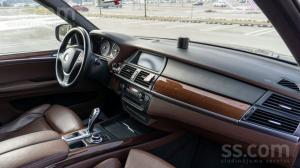 Melns BMW X5 2010 Rīga, ar dzinēja tilpumu 4.40 L un nobraukumu 129 tūkst. km par 11790 €, foto 11 vietnē AUTOMOTO.COM.LV