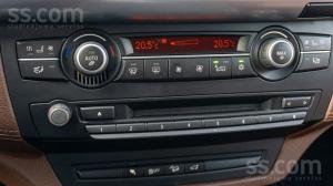 Melns BMW X5 2010 Rīga, ar dzinēja tilpumu 4.40 L un nobraukumu 129 tūkst. km par 11790 €, foto 15 vietnē AUTOMOTO.COM.LV