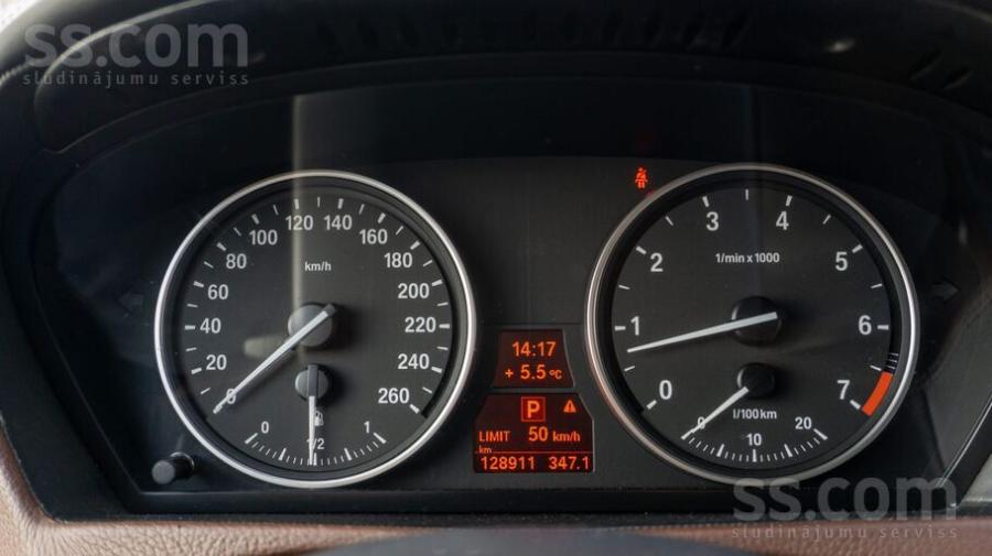 Melns BMW X5 2010 Rīga, ar dzinēja tilpumu 4.40 L un nobraukumu 129 tūkst. km par 11790 €, foto 23 vietnē AUTOMOTO.COM.LV