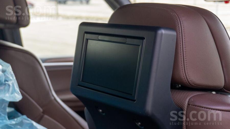 Melns BMW X5 2010 Rīga, ar dzinēja tilpumu 4.40 L un nobraukumu 129 tūkst. km par 11790 €, foto 30 vietnē AUTOMOTO.COM.LV