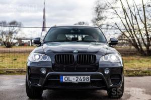 Melns BMW X5 2010 Rīga, ar dzinēja tilpumu 3.00 L un nobraukumu 291 tūkst. km par 12990 €, foto 4 vietnē AUTOMOTO.COM.LV