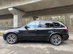 Черный БМВ Х5 2010 в Рига, объемом двигателя 3.00 л и пробегом 265 тыс. км за 12490 €, фото 3 на AUTOMOTO.COM.LV
