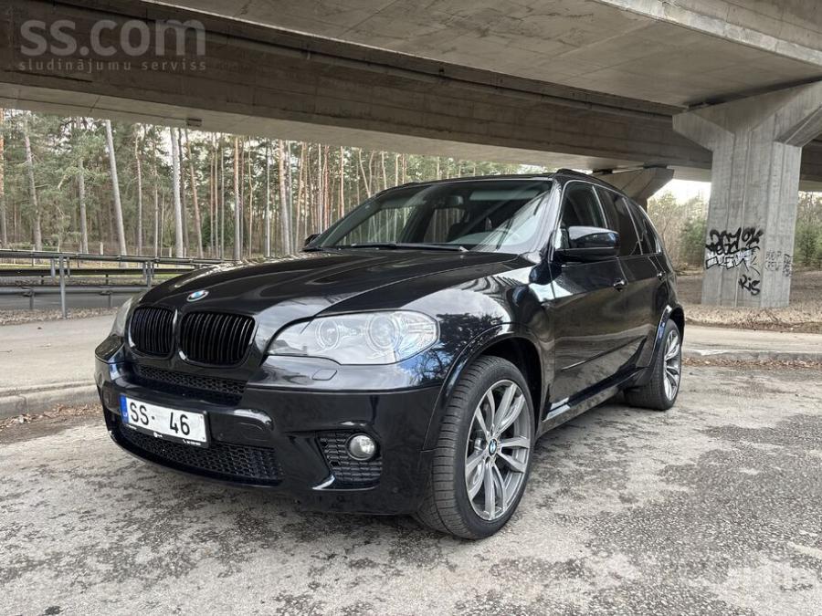 Черный БМВ Х5 2010 в Рига, объемом двигателя 3.00 л и пробегом 265 тыс. км за 12490 €, фото 5 на AUTOMOTO.COM.LV