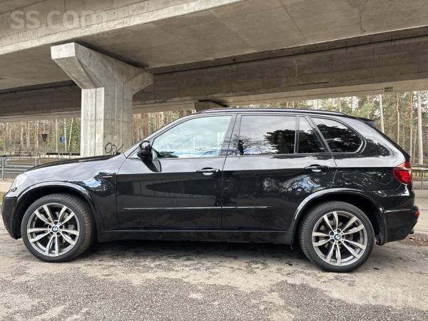 Melns BMW X5 2010 Rīga, ar dzinēja tilpumu 3.00 L un nobraukumu 265 tūkst. km par 12490 €, foto 9 vietnē AUTOMOTO.COM.LV