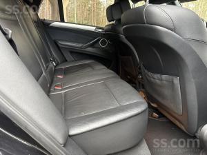 Черный БМВ Х5 2010 в Рига, объемом двигателя 3.00 л и пробегом 265 тыс. км за 12490 €, фото 25 на AUTOMOTO.COM.LV
