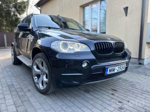 Черный БМВ Х5 2010 в Рига, объемом двигателя 3.00 л и пробегом 312 тыс. км за 9500 €, фото  на AUTOMOTO.COM.LV